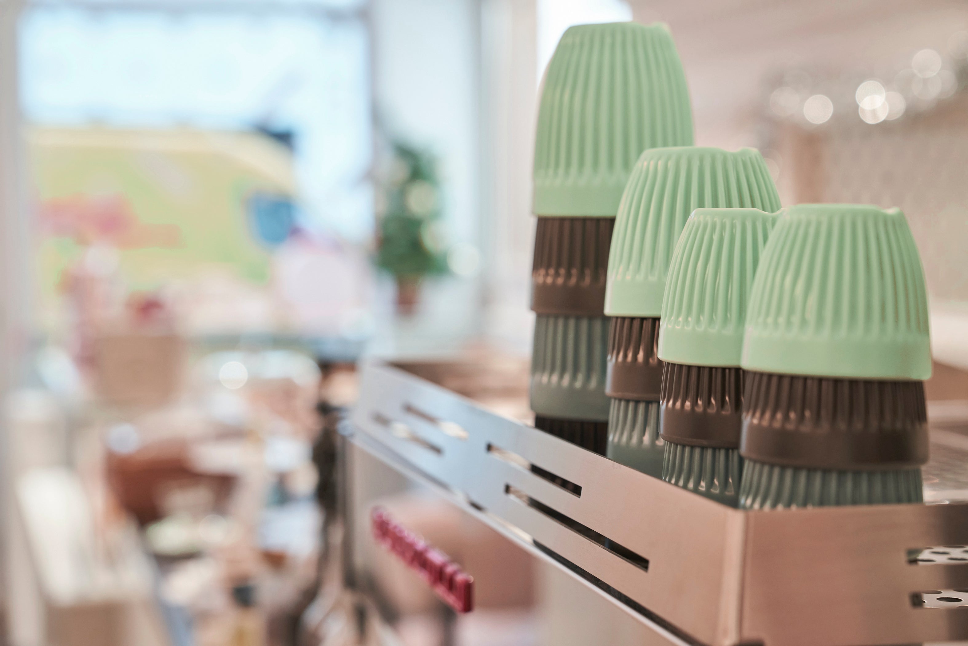 Talon Noir Melamine Tea Cup 87x76mm 180ml — Dalebrook